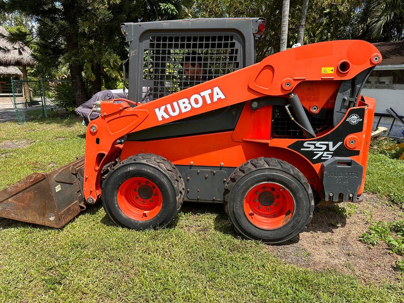 Kubota SSV75 - heavyequipmentsusa.com